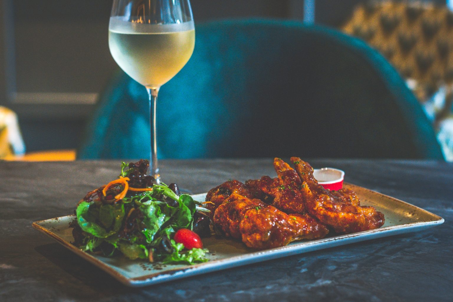 Chic New Hit @ Social Bar and Grill, Singapore - Luxe Food & Travel